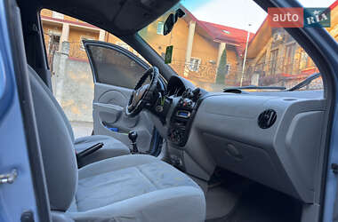 AUTO.RIA – Продам Шевроле Авео 2004 (BC6399CH) бензин 1.5 седан бу у Львові, ціна 2350 ...