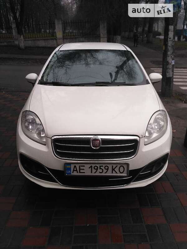 AUTO.RIA – Продам Фіат Лінеа 2013 (AE1959KO) газ пропан-бутан / бензин 1.4 седан бу у Кам ...