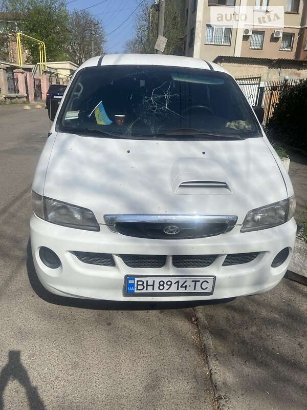 AUTO.RIA – Продам Хюндай Х-1 2001 (BH8914TC) дизель 2.5 мінівен бу у ...