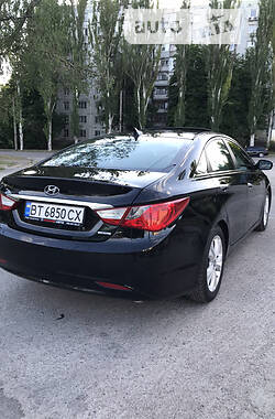 AUTO.RIA – Продам Хюндай Соната 2011 (BT6850CX) бензин 2.4 седан бу у ...