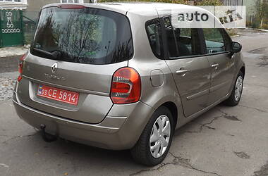 AUTO.RIA – Продам Рено Гранд Модус 2010 дизель 1.5 мікровен бу у ...