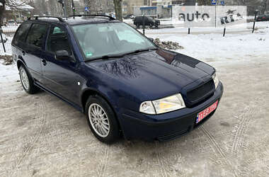 AUTO.RIA – Продам Шкода Октавія 2003 бензин 2.0 універсал бу у Луцьку, ціна 3500 $ TMDHE21Ux38xxxx75