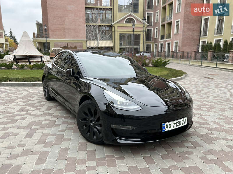 Tesla model 3 auto ria store