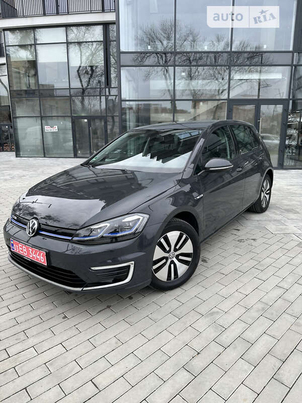 AUTO.RIA – Продам Фольксваген е-Гольф 2020 электро хэтчбек бу в ...
